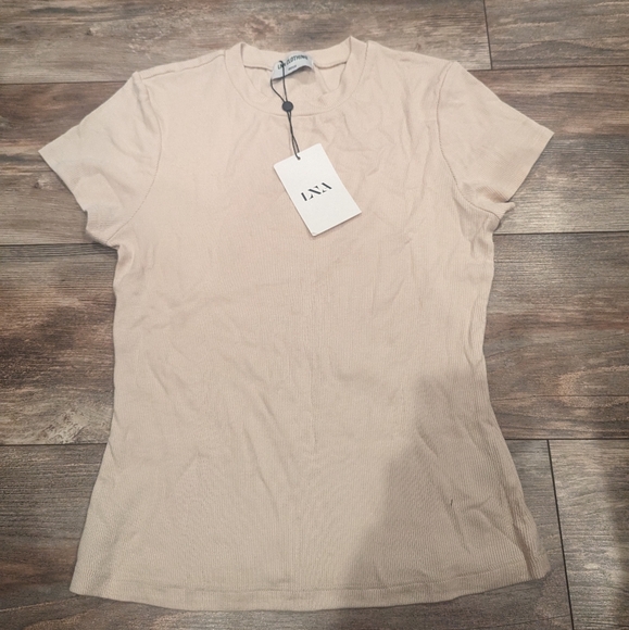 LNA | Tops | Fitted Rib Crew Tee By Lna | Poshmark